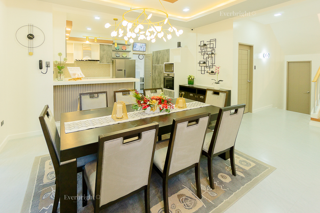 BF Resort | Four Bedroom 4BR House and Lot For Sale | Everbright Real ...